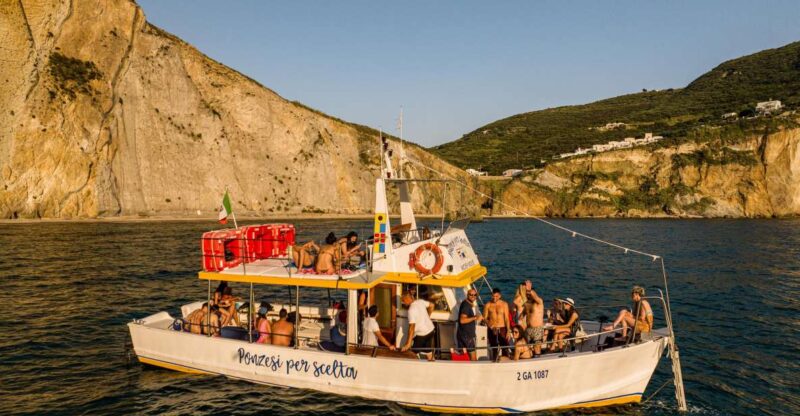 Ponza: Bath and aperitif at sunset - Key Points