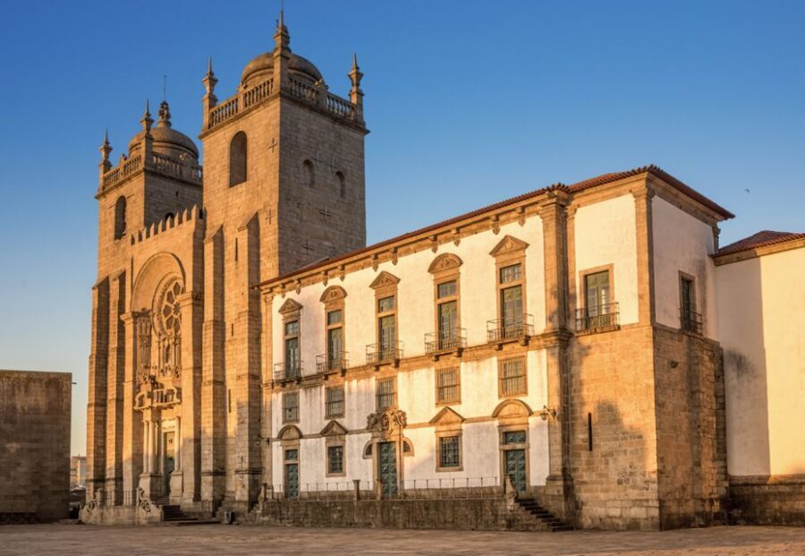 Porto: City Tour, 6 Bridges Cruise and Wine Tasting - The Porto Cathedral and Its Setting