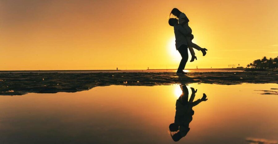 Porto: Couple Photo session in Foz Velha - Why This Tour Suits Certain Travelers Best
