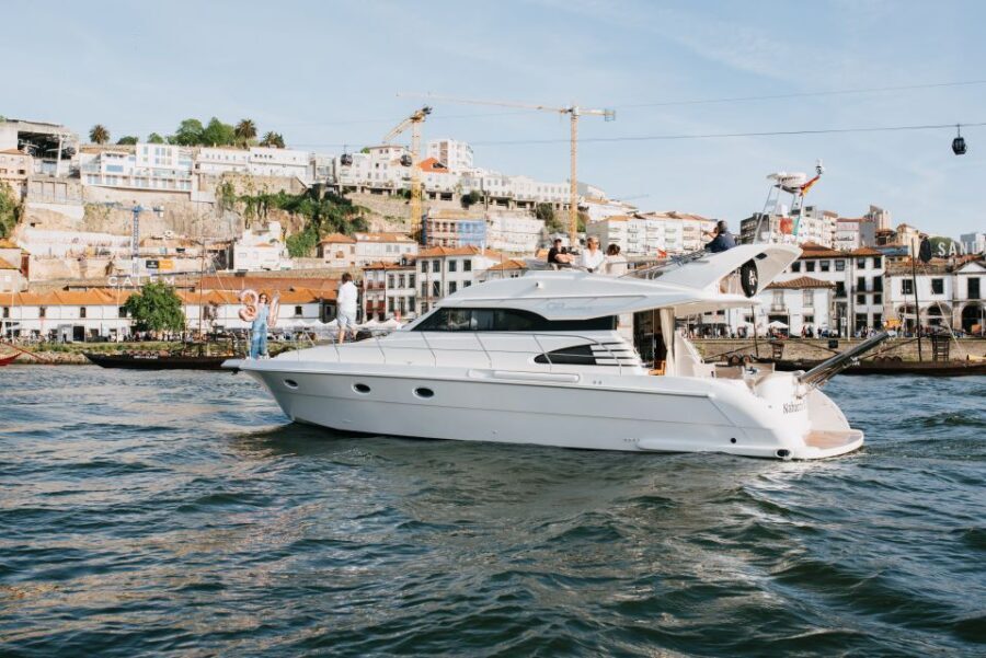 Porto: Douro River Cruise with Welcome Drink & Snacks - What You Can Expect on the Route