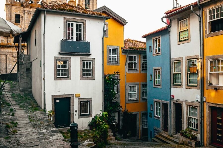 Porto: Flexible Walking Tour in Medieval Area - Exploring Porto’s Medieval Heart: What to Expect