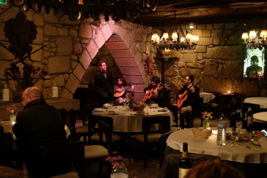 Porto Moonlight Walk & Fado Dinner - A Deep Dive into the Experience