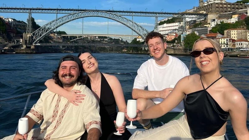 Porto: Private Yacth Cruise with Wine, Snacks & 6 Bridges - A Deep Dive into the Experience