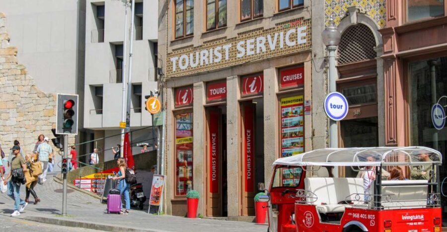 Porto: Tuk-Tuk Tour, Douro River Cruise, and Wine Tasting - A Closer Look at the Itinerary