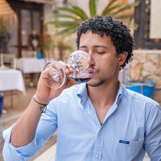 PORTUGUESE WINE TASTING IN THE HEART OF FARO - The Itinerary: What You Can Expect