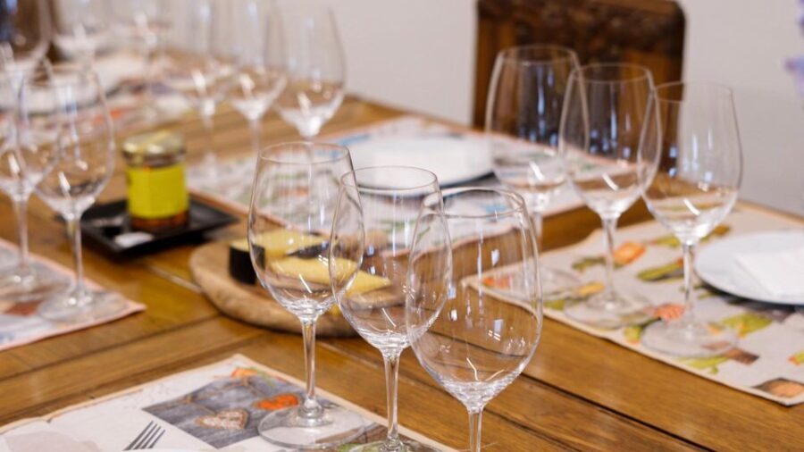 Portuguese Wine Tasting w Local Cheese & Cold Cuts pairing - An In-Depth Look at the Tour