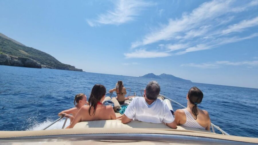 Positano and Amalfi Sharing swiming Li Gali Island - Who Is This Tour Best Suited For?