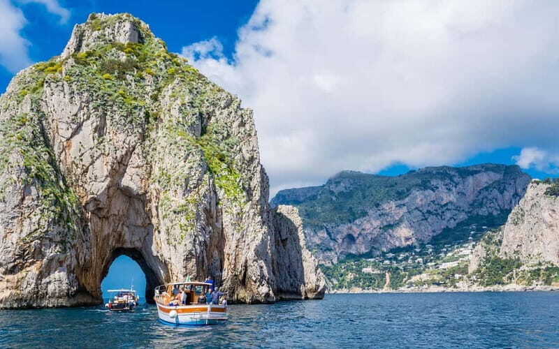 Positano: Capri Boat Tour with Swimming, Drinks, and Snacks - An In-Depth Look at the Tour Itinerary