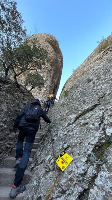 PREMIUM: EXPERIENCE IN MONTSERRAT - BARCELONA - Practical Details and Value