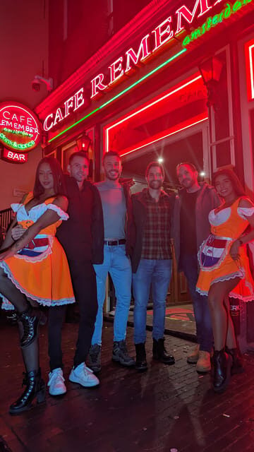 Private Bar Tour with Bar Maid Guide Amsterdam Red Light - Who Should Consider This Tour?