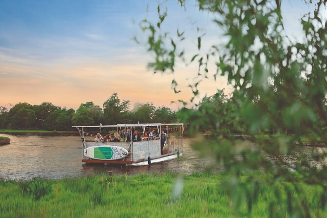 Private BBQ Cruise Tour at Lake Paterswoldsemeer With Drinks - An In-Depth Look at the Experience