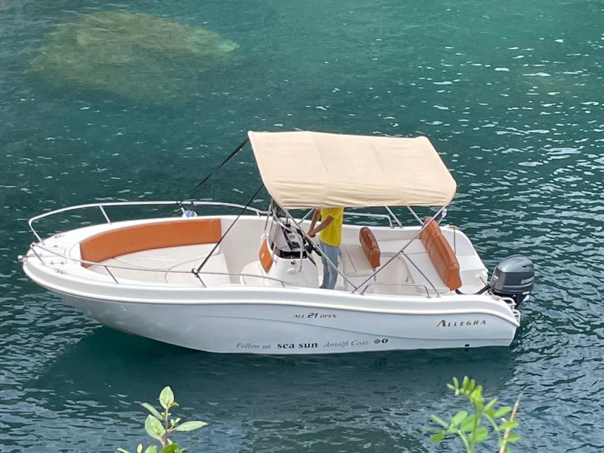 Private boat tour to Capri with aperitif - Value & Practical Considerations