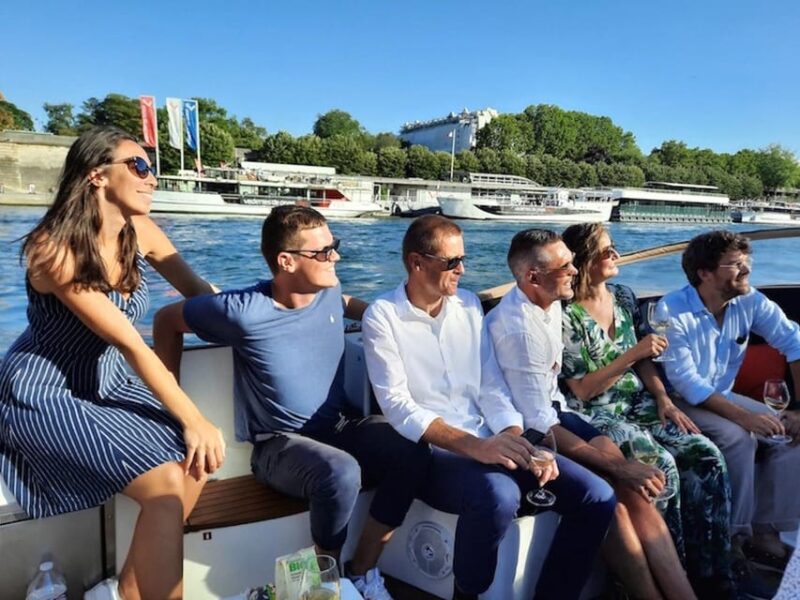 Private Cruise in Paris - Key Points
