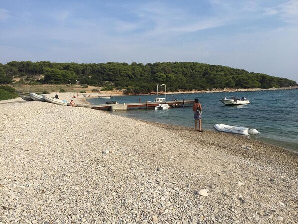 Private Cruising with Axiom Yacht from Hvar - Key Points