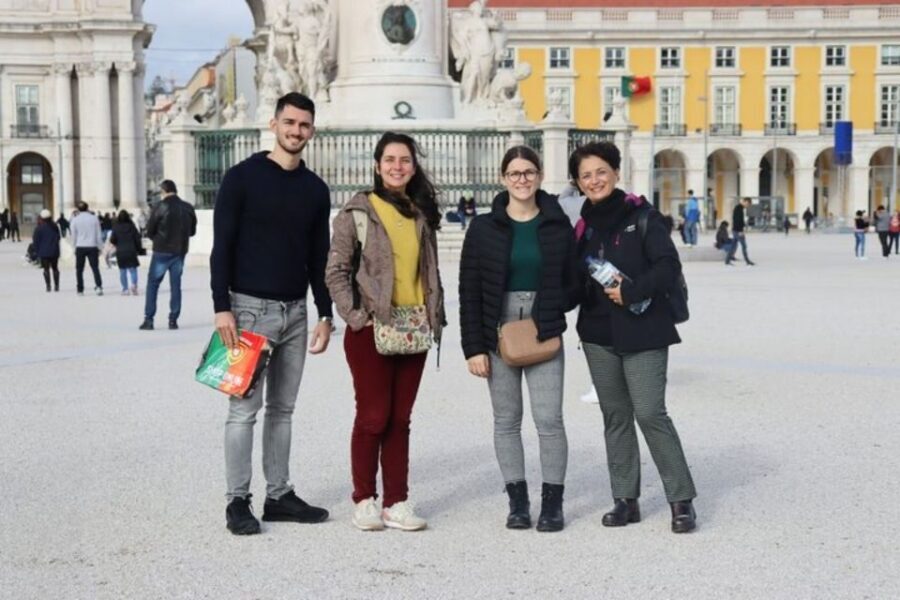 Private Custom Tour with a Local Guide Lisbon - Exploring the Tour Itinerary and Its Benefits