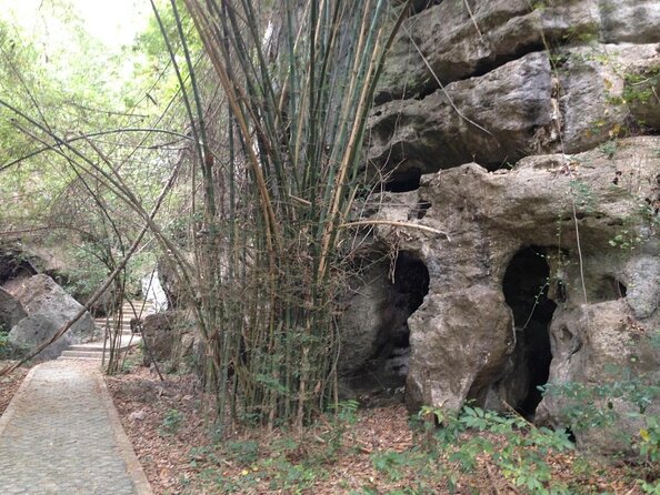 Private Day Tour Rangko Cave -Batu Cermin Cave - Exploring Labuan Bajos Hidden Caves: A Deep Dive into the Rangko and Batu Cermin Tour