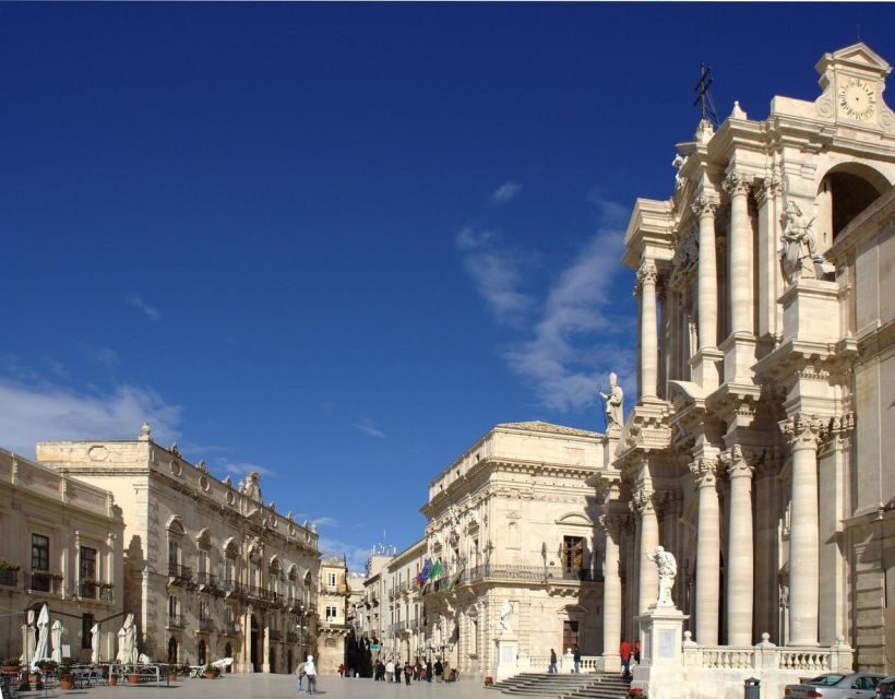 Private Day Tour to Siracusa and Noto from Catania - Syracuse: A Greek and Roman Treasure Trove