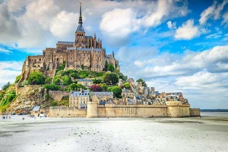 Private Escape to Mont-Saint-Michel from Le Havre - Analyzing the Value