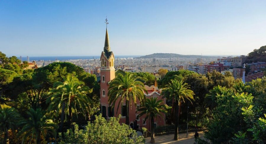 Private Guided Family Walking Tour in Barcelona - What Makes It Valuable?