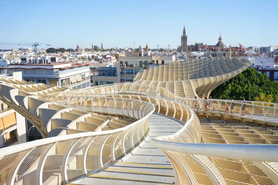 Private Guided Walking Tour in Seville (1h tapas tour) - Why a Private Tour Matters