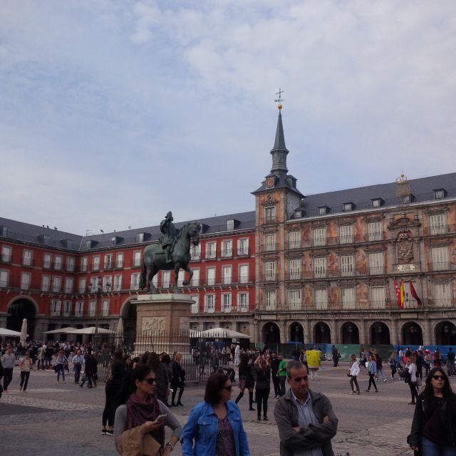 Private Madrid Highlights Walking Tour - What to Expect and Practical Tips