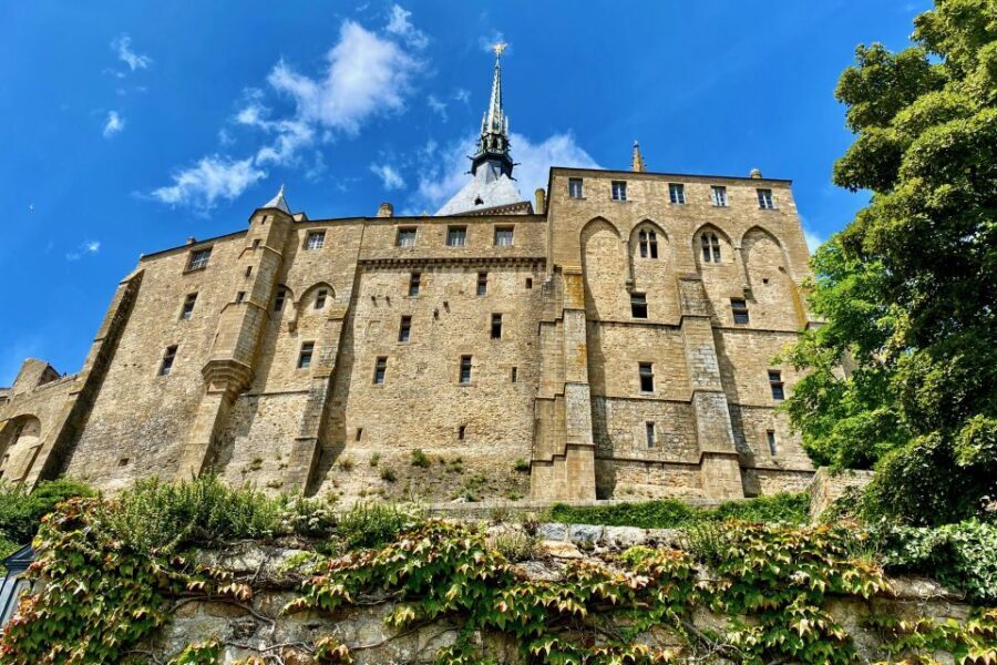Private Mont Saint-Michel trip from Paris Calvados tasting - Midday: Exploring Mont Saint-Michel