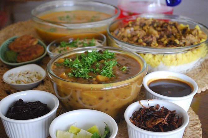 Private Mumbai Home Cooking Lesson and Grant Road Market Tour - Key Points