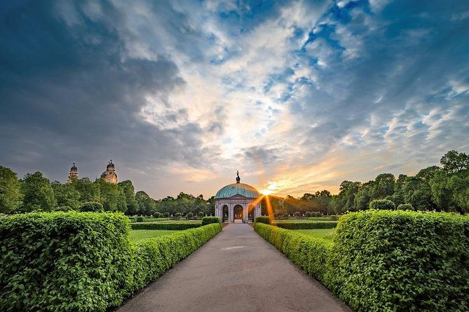 Private Scenic Transfer from Frankfurt to Munich with 4h of Sightseeing - Key Points