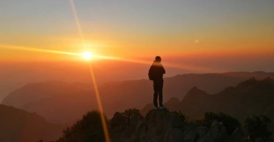 Private Sunrise Hike to Pico Ruivo with Hotel Pickup - The Itinerary in Detail