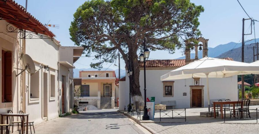 Private tasting of 6 cretan wines in Fres village - The Authentic Charm of Fres Village and Its Wines