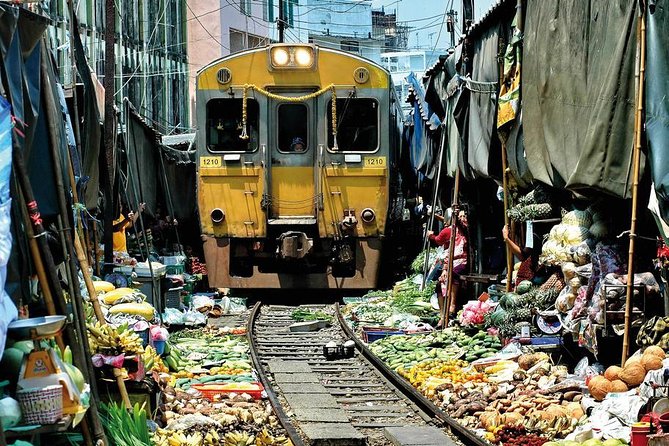 Private Tour: Amphawa Floating Market & Maeklong Railway Market - An In-Depth Look at the Tour Experience