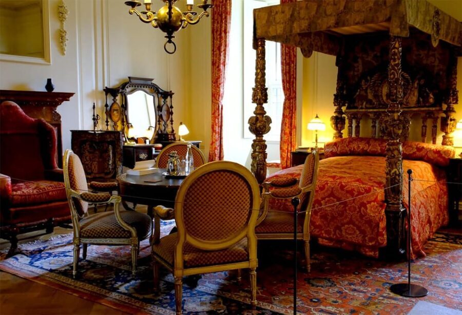 Private Tour from Amsterdam: De Haar Castle & Railway Museum - The Journey to De Haar Castle