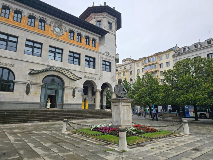 Private tour of Santander with interior of the cathedral and Centro Botín - The Itinerary in Detail: Why Each Stop Matters