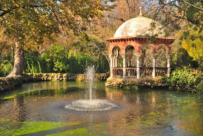 Private tour Royal Palace+Cathedral+Spain Square+María Luisa Park - Introduction: An Authentic Way to Discover Seville