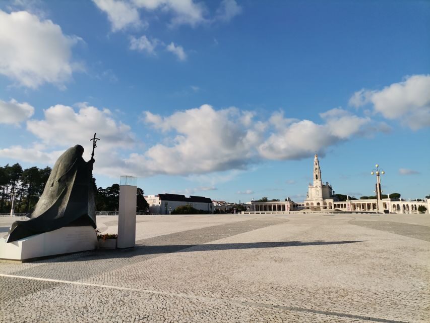Private Tour to Fatima, Batalha, Nazare, Obidos From Lisbon - Why This Tour Offers Great Value