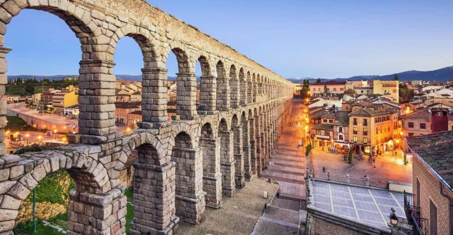 Private tour with driver from Madrid through Avila and Segovia with entrance tickets - The Tour in Depth: What You Can Expect