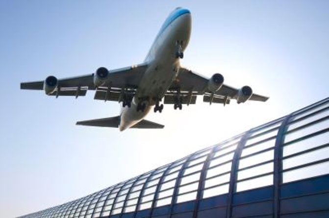 Private Transfer: Mumbai Airport to Hotel - The Experience in Detail