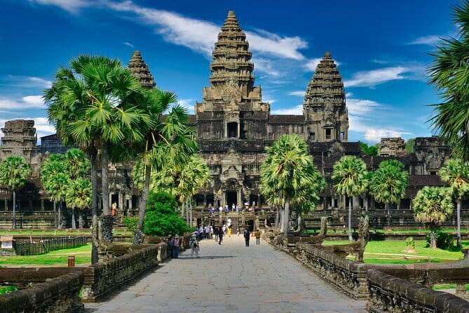 Private Two Days Siem Reap Temples Discovery Guided Tour - Key Points