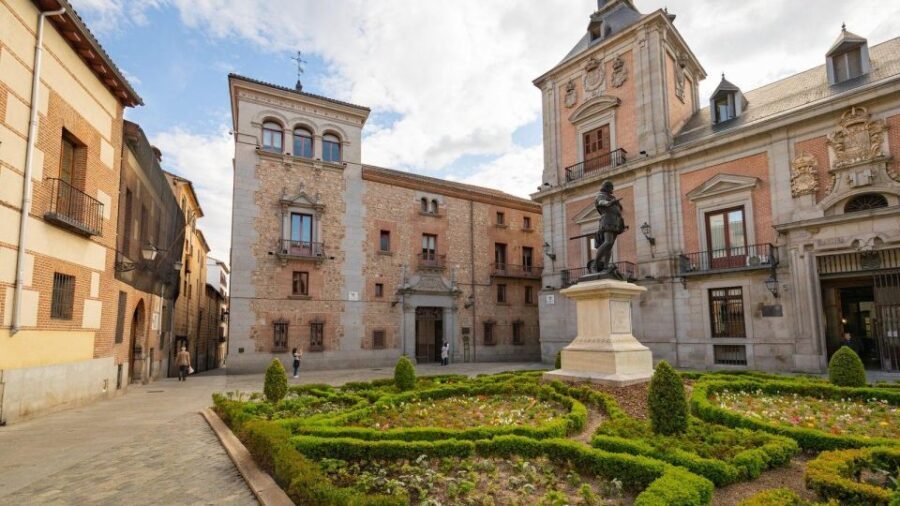 Private Visit to the Royal Palace and Walking Tour of Madrid - The Value and Who It’s Best For