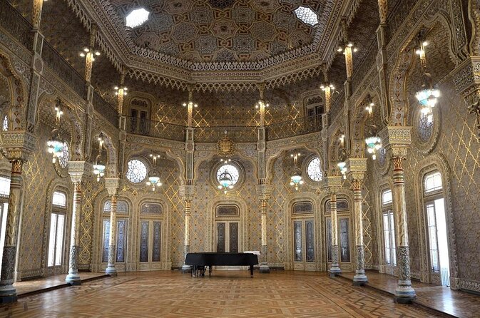 Private Walking Guided Tour to Center of Porto and Gaia - Key Points