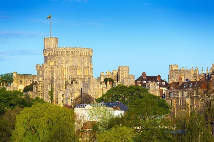 Private Windsor Castle & Oxford Tour with Chauffeur & Guide - Breaking Down the Itinerary