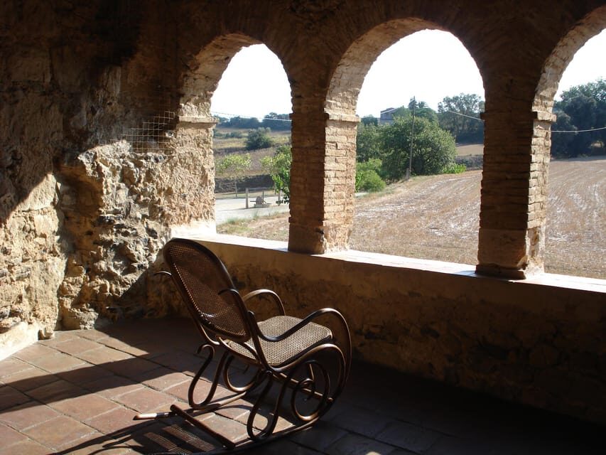 Púbol: Gala-Dalí Castle Entry ticket - Practicalities: Costs, Accessibility, and Tips
