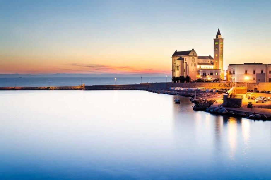 Puglia: Bari, Trani and Barletta Private Tour - Exploring Bari: The Heart of Puglia