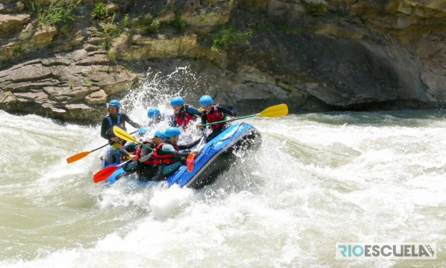 Pyrenees: Rafting in the Kingdom of the Mallos - Detailed Breakdown of the Itinerary