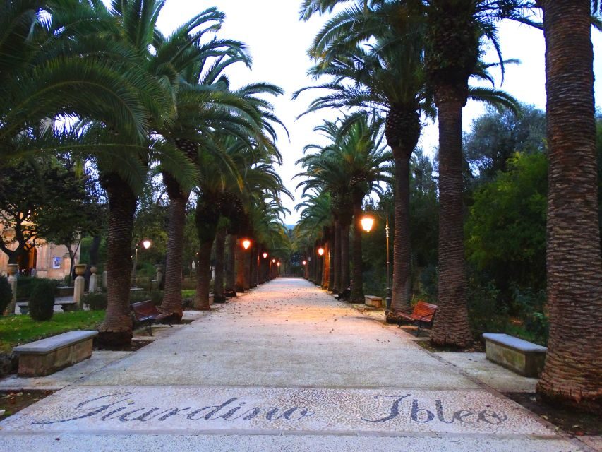 Ragusa Ibla: Walking Tour with Local Guide - The practical side: details that matter