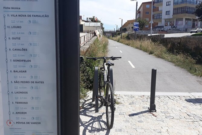 Rent mountain bike for bike path old railway to Famalicão - An In-Depth Look at the Bike Path from Póvoa de Varzim to Famalicão