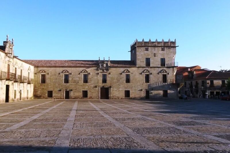 Rías Baixas: Guided Day Tour from Santiago with Boat Ride - Key Points