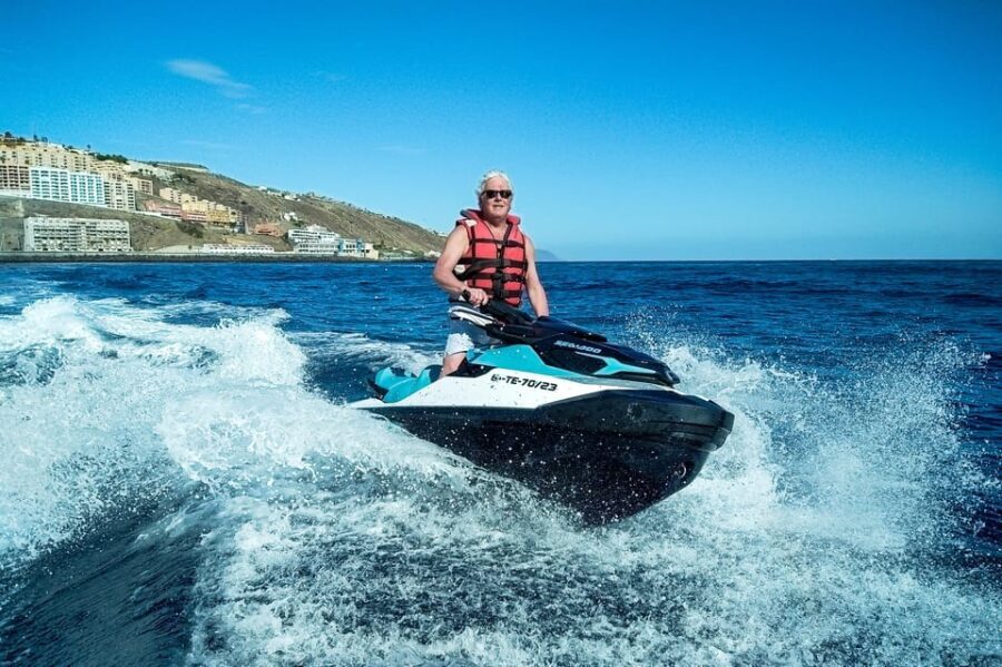 Ride the Atlantic Ocean - The Experience From the Water