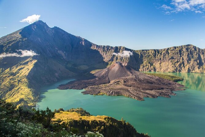 Rinjani Trekking Three Days Two Night Summit Lake - Introduction