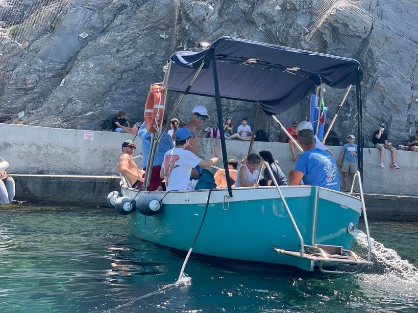 Riomaggiore: Guided Boat Tour around Cinque Terre - Detailed Breakdown of the Tour